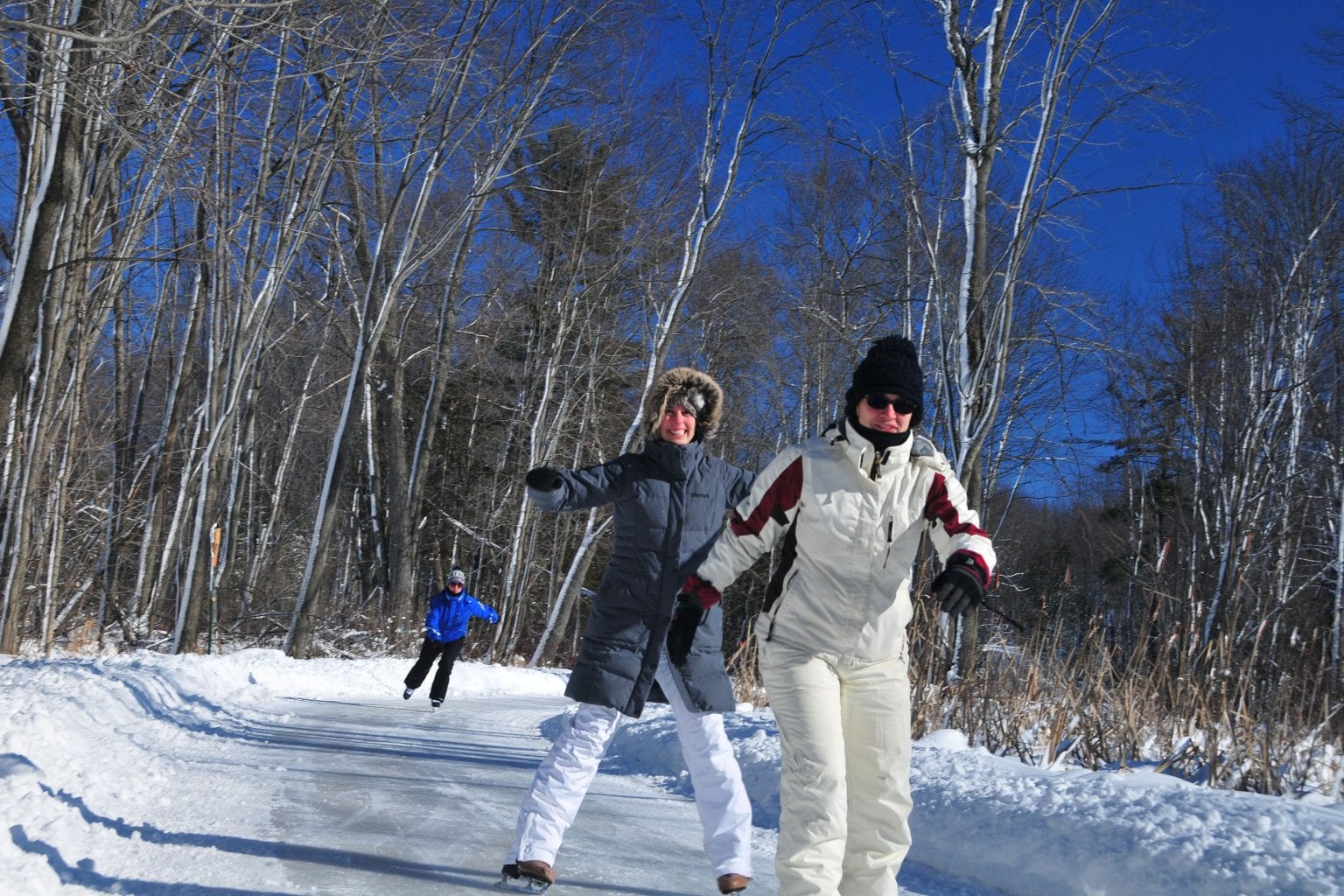 1.5km Wooded Skating Trail at Fern Resort Orillia Ontario